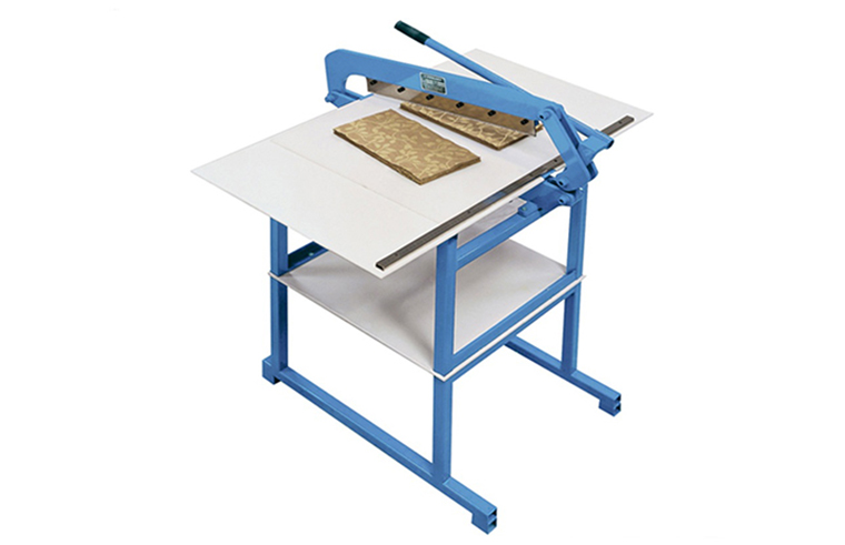 Choose the Best and the Most Suitable Fabric Cutting Machines